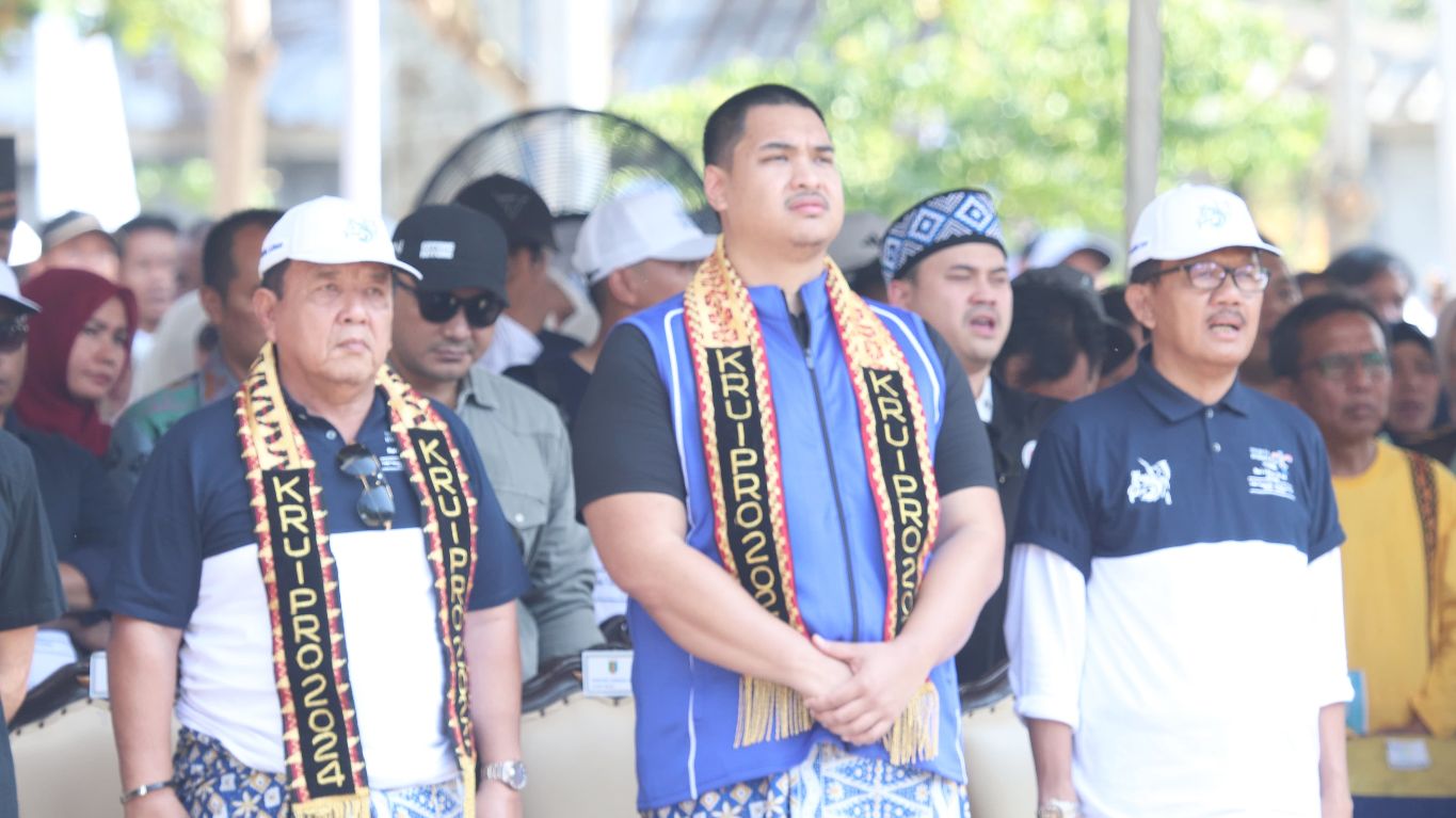 Gubernur Arinal Harap WSL Krui Pro Majukan Pariwisata dan Selancar di Indonesia - SMARTNEWS.ID