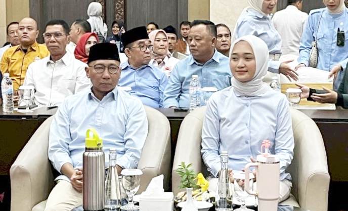 KPU Resmi Tetapkan Mirza-Jihan Gubernur dan Wakil Gubernur Lampung 2025 ... KPU Resmi Tetapkan Mirza-Jihan Gubernur dan Wakil Gubernur Lampung 2025 ...